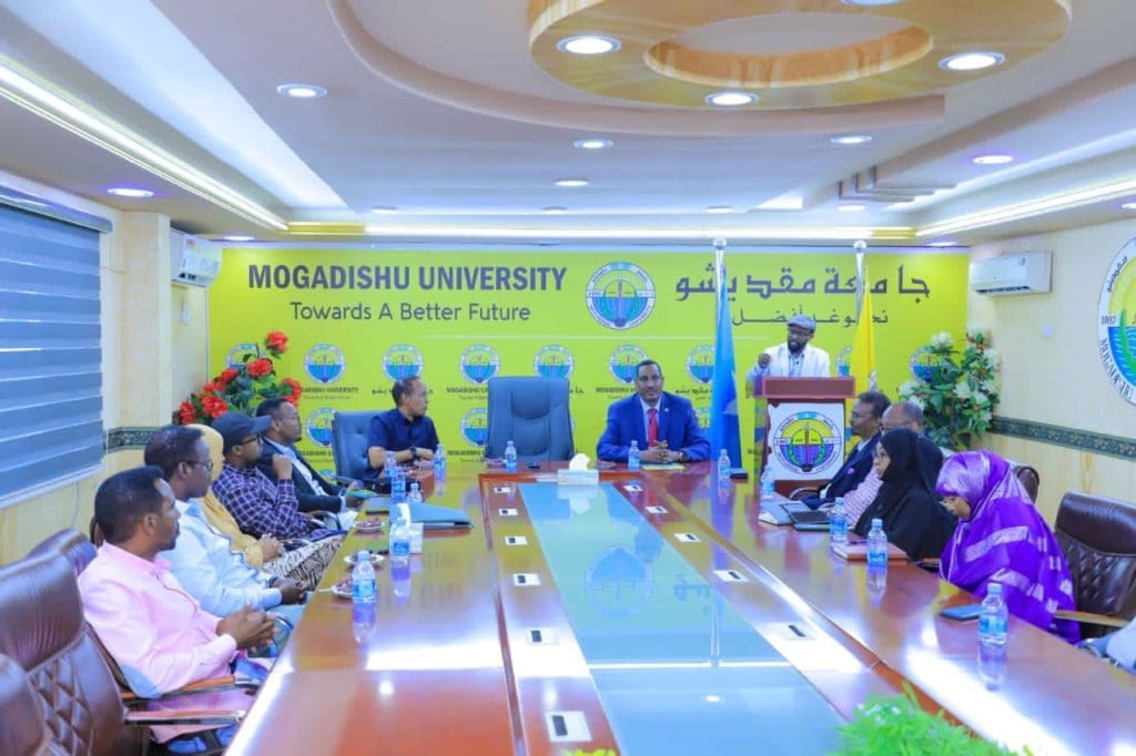 Mogadishu University signs MOU with Somali Civil aviation… – Mogadishu University